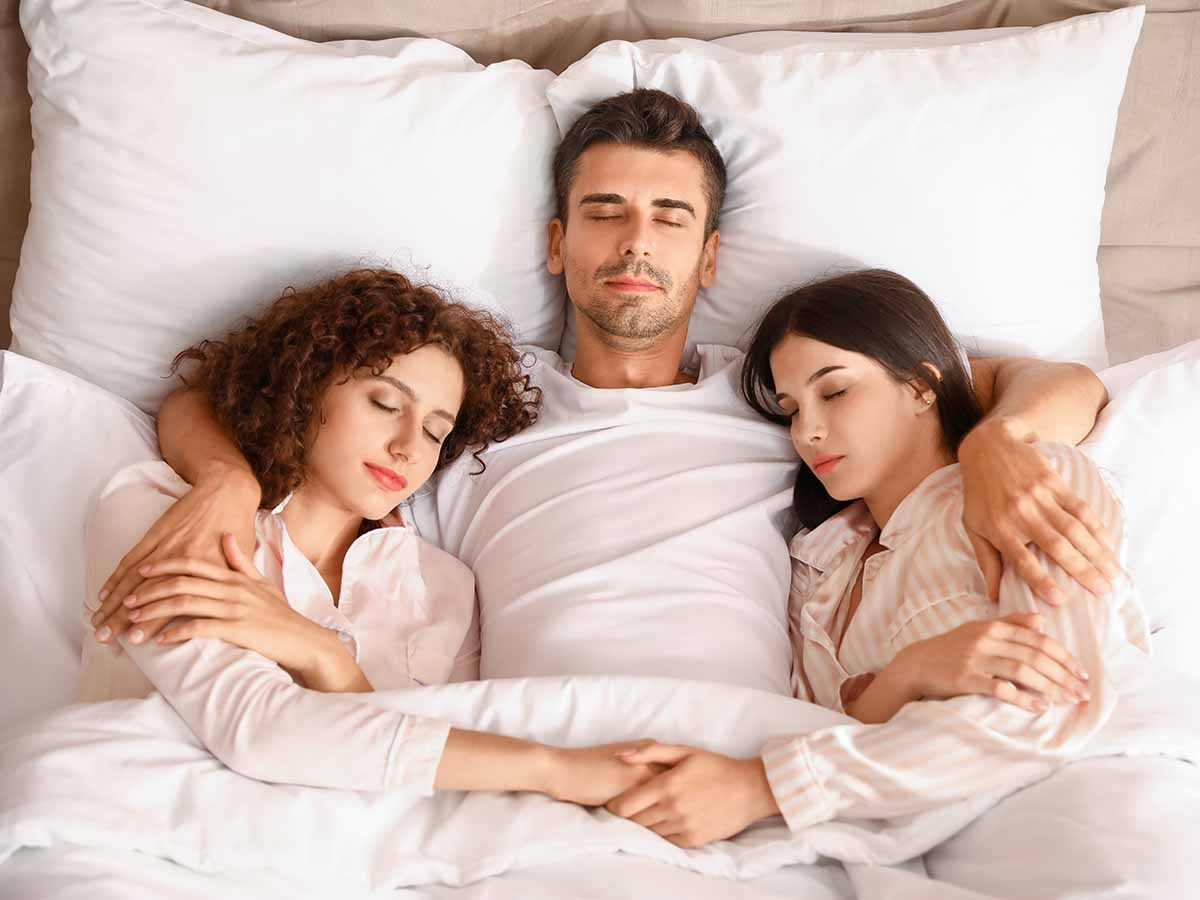 Open Relationship Guide: Navigating Boundaries and Trust! Open Relationship Guide: Navigating Boundaries and Trust!